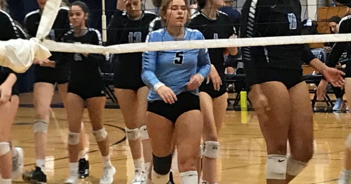 Dominant defense: How Deer Valley's Carsyn Schuch is digging for ...