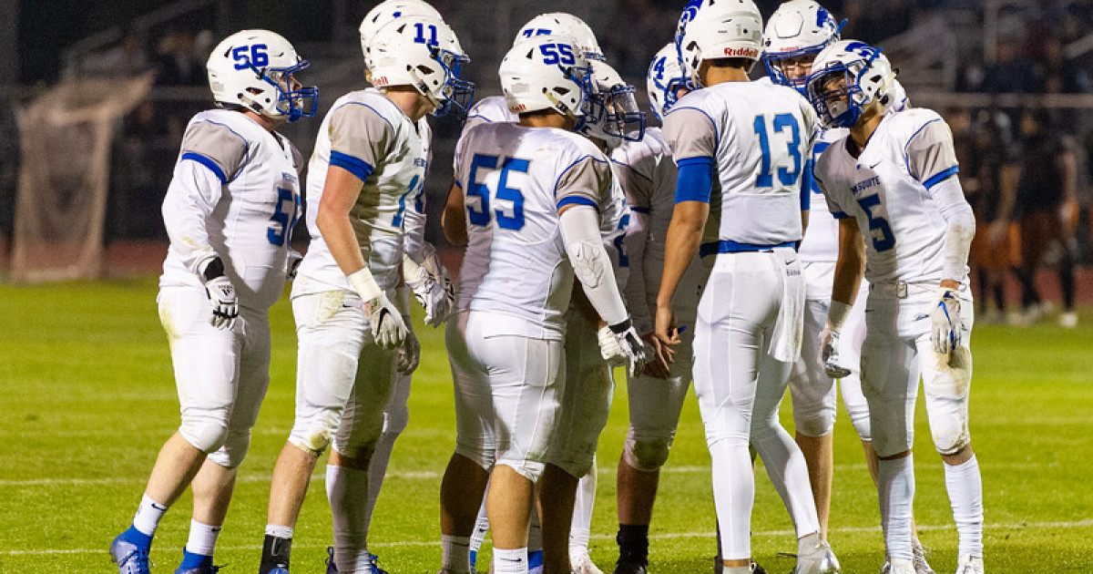 QB Ty Thompson leads Mesquite's repeat title hopes | AZPreps365