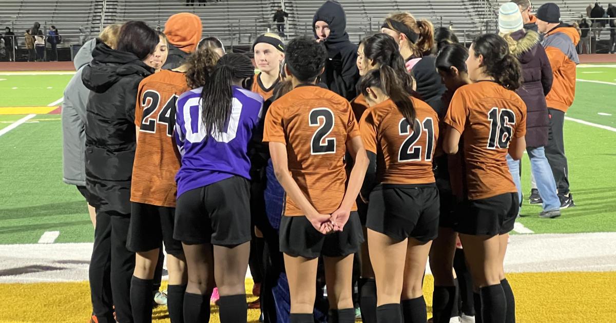 Desert Edge girls soccer secures play-in win in comeback fashion ...